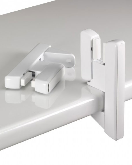 Adjustable Clamp for Screens